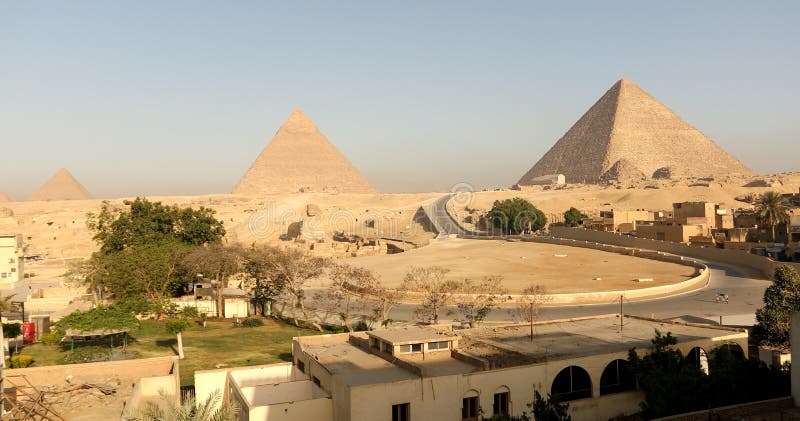 The Great Pyramid with Blue Sky Stock Photo - Image of desert, menkaure ...