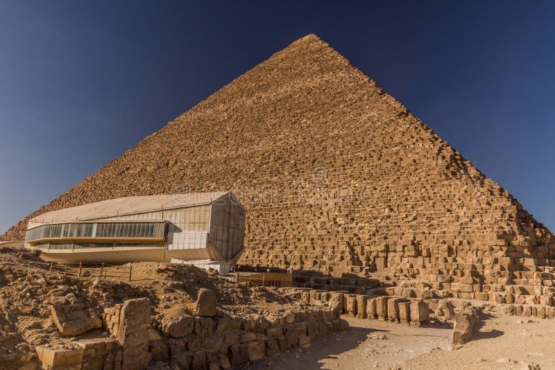 Great Pyramid of Giza, Egy stock image. Image of pyramid - 266838367
