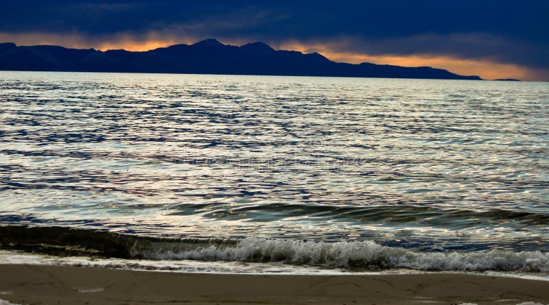 Great Salt Lake @ Sunset stock image. Image of waves - 21645797
