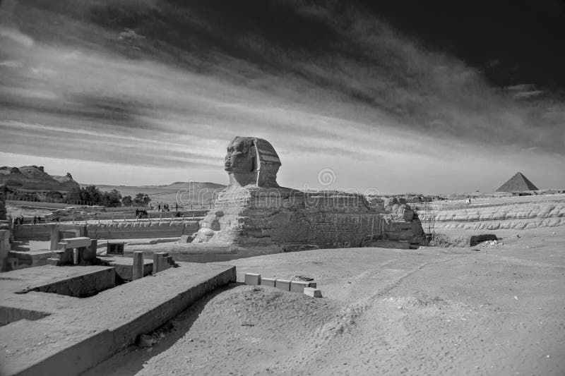 Great Sphinx of Giza Black and White Stock Image - Image of temple ...