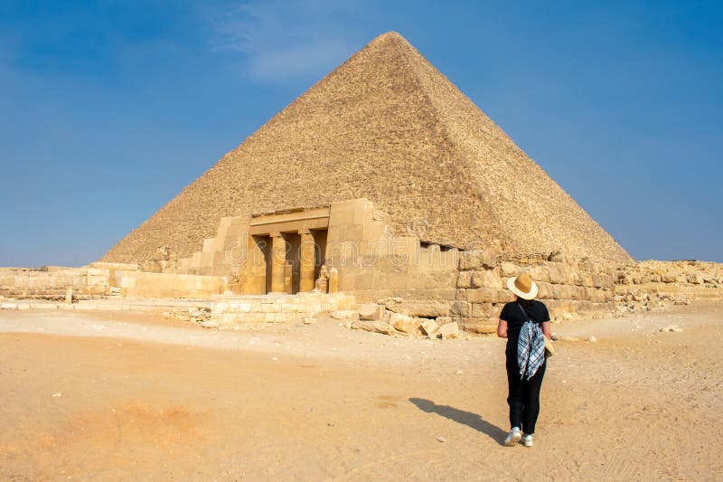 Great Sphinx and Great Pyramid of Cheops, Cairo, Egypt. Ancient Statue ...