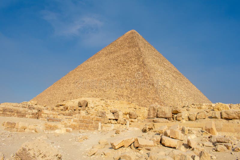 Great Sphinx and Great Pyramid of Cheops, Cairo, Egypt. Ancient Statue ...