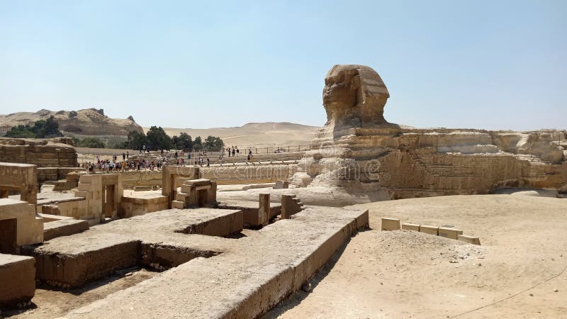The Great Sphinx in Pyramid Complex Egypt Editorial Stock Photo - Image ...