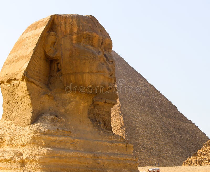 The Great Sphinx and Pyramid in Giza, Egypt Editorial Stock Photo ...