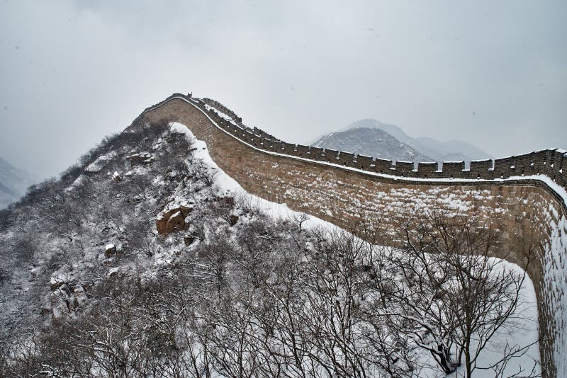 The Great Wall in winter stock image. Image of snowy - 142831337