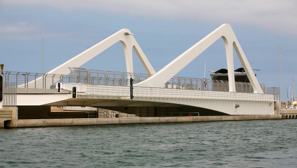 The great white bridge stock image. Image of large, concrete - 23857037