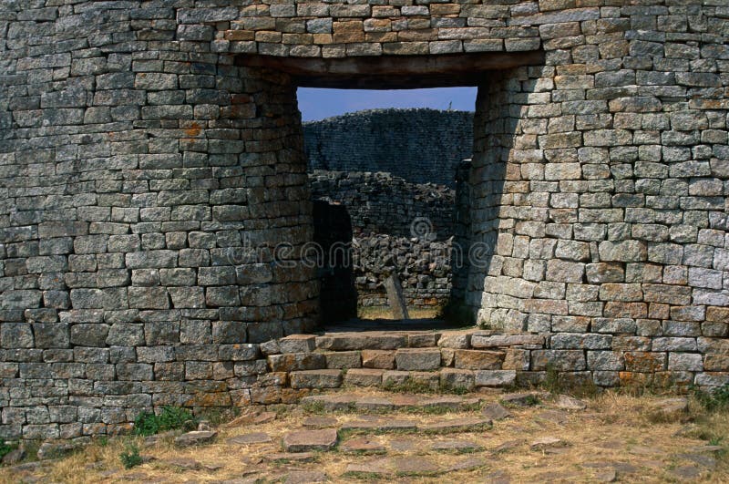 Great Zimbabwe Hut stock image. Image of nature, masvingo - 1584723