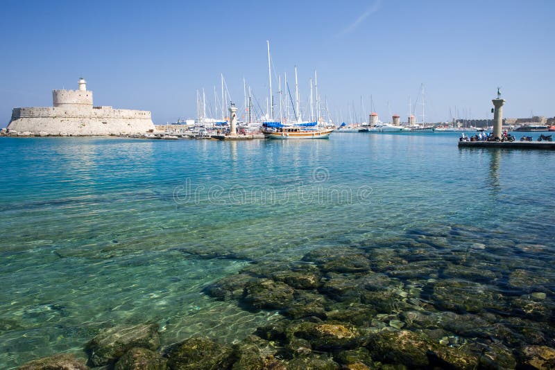 Morze Egejskie zdjęcie stock. Obraz złożonej z rodos - 36375912