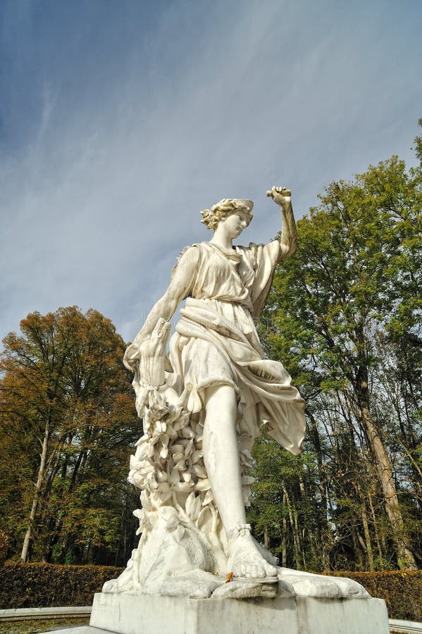 Greek statue architecture stock image. Image of ancient - 22501897