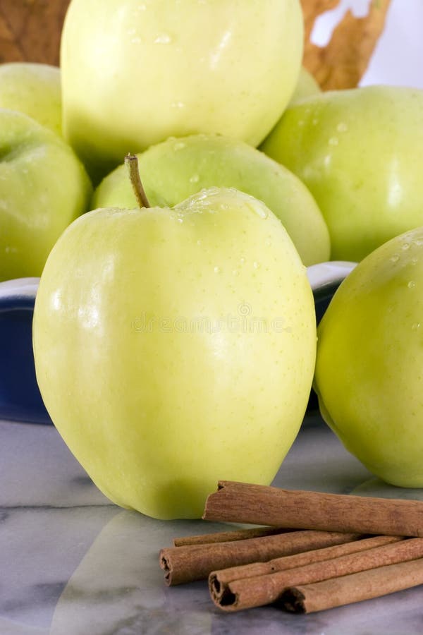 Green Apple - Ginger Gold Variety Stock Photo - Image of natural, fruit ...