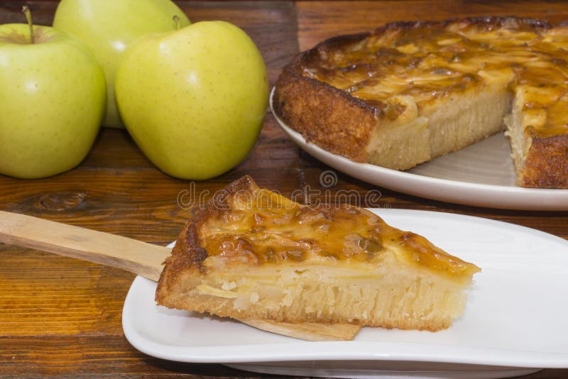 Portion of green apple pie stock image. Image of tatin - 106745401