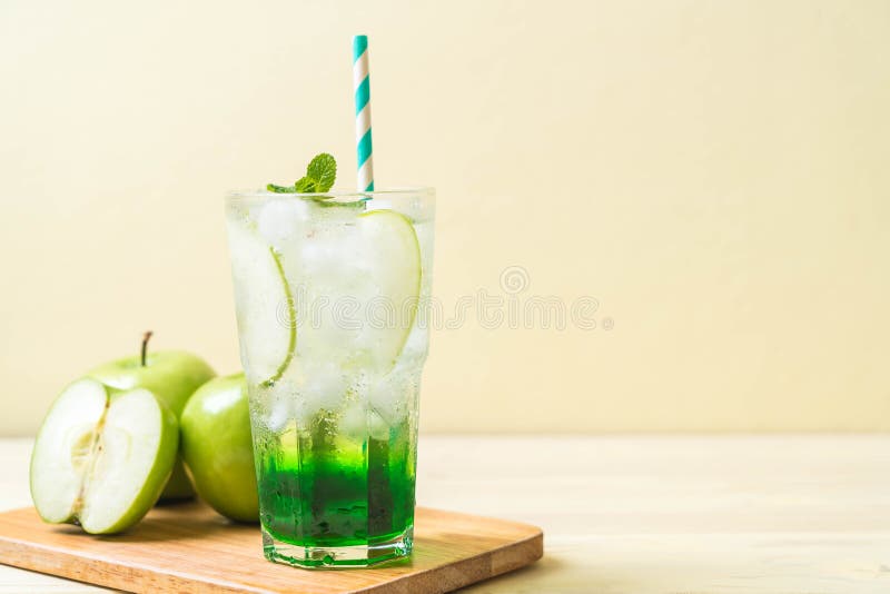 Green apple soda stock photo. Image of refreshing, refreshment - 134691320