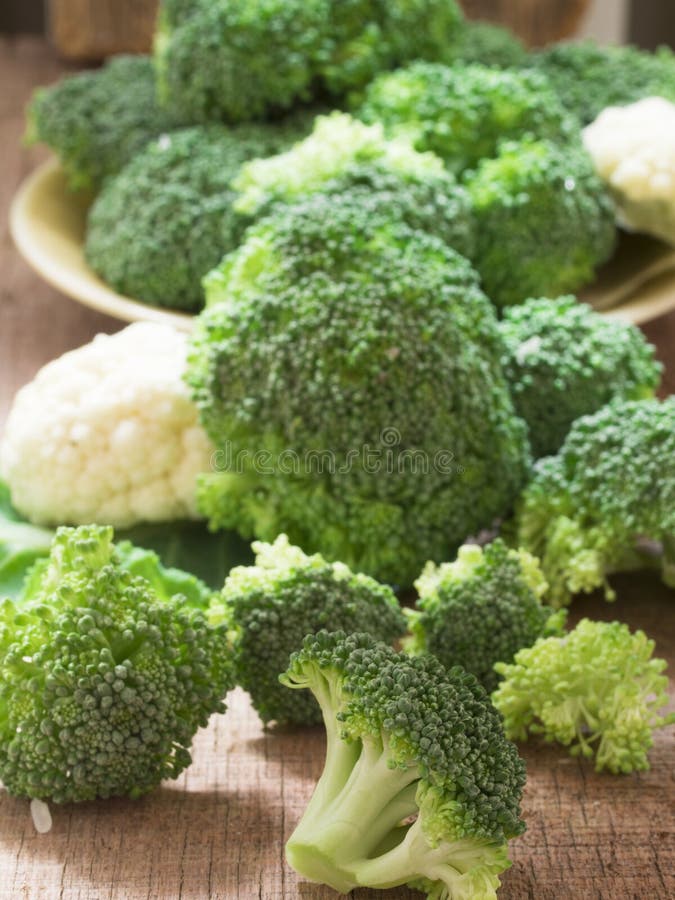 Green broccoli stock image. Image of diet, closeup, cauliflower - 27163787