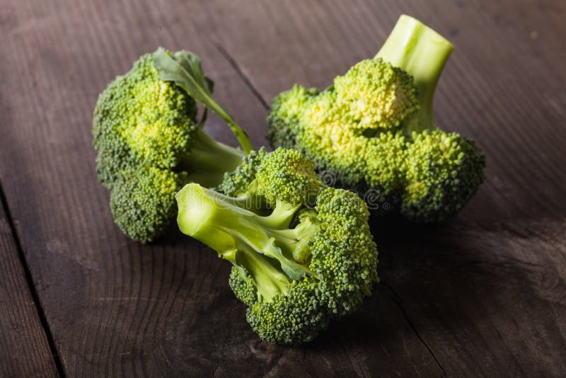 Green broccoli stock photo. Image of ingredient, green - 27670820