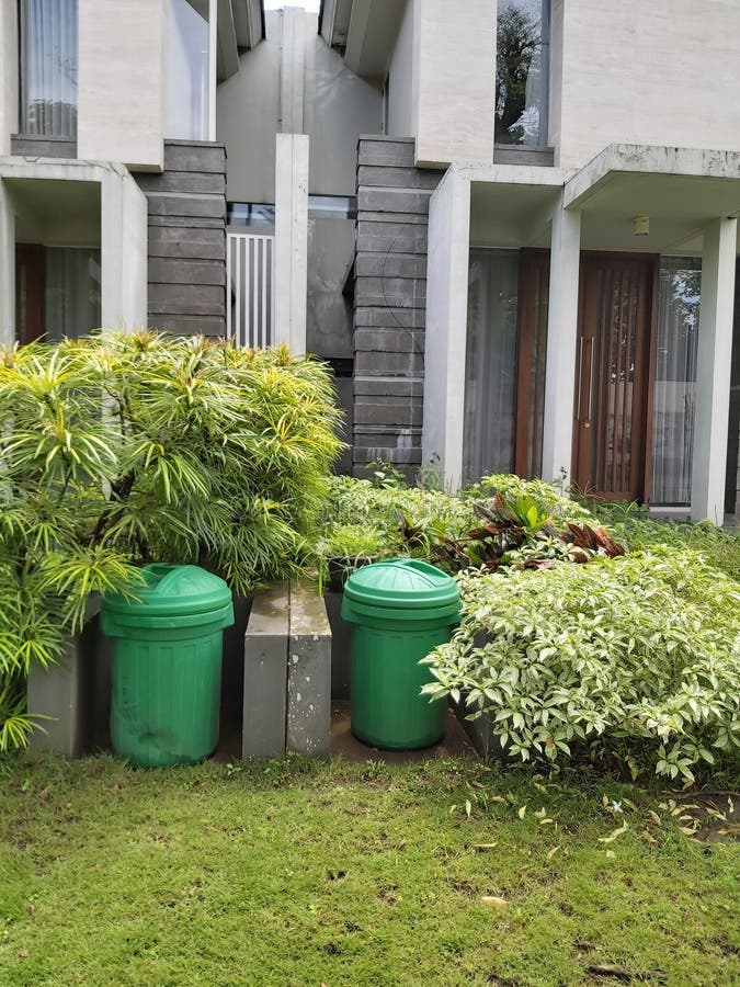 Green dustbin stock photo. Image of grass, green, rubbish - 262830566