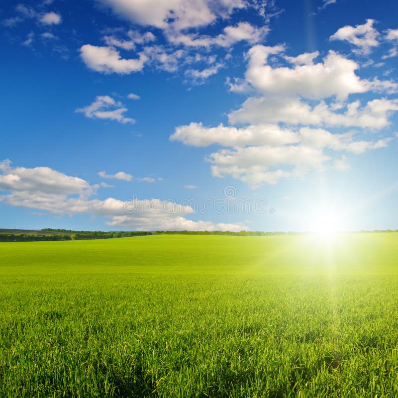 Bright Sunrise in Winter Above Lake of Eye of the Sea, Poland Stock ...