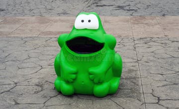 Green frog trash can stock image. Image of tools, green - 36708225