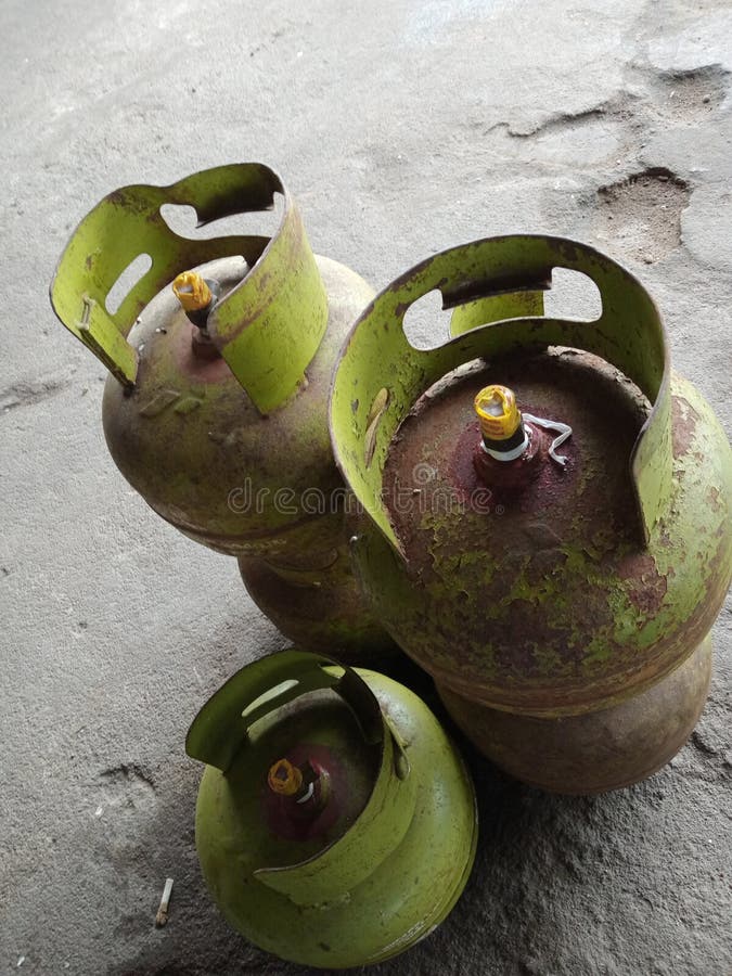 Green gas cylinder stock image. Image of cylinder, green - 299373601