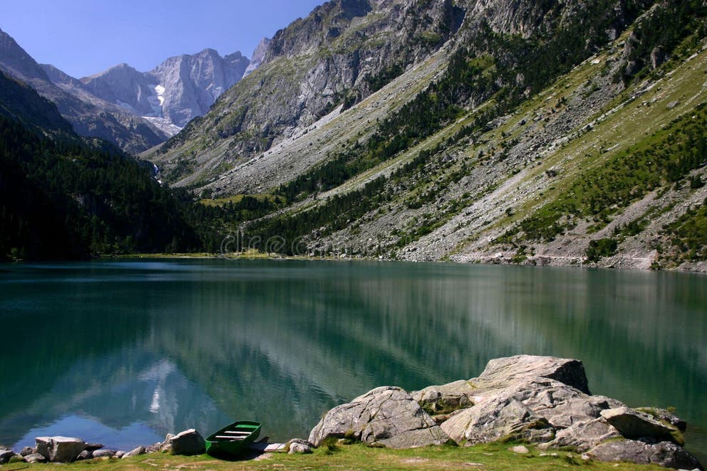 Green Lake in Pyrenees Mountains Stock Image - Image of cauterets, snow ...