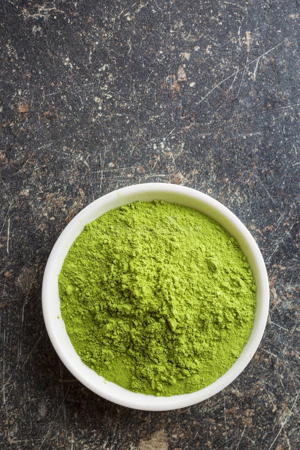 Closed Up Isolate Heap of Extract Green Tea Powder in Wooden Bo Stock ...