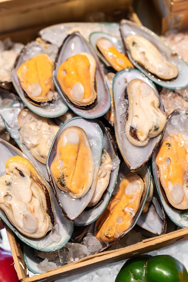 Green Lip Mussel With A Provencale Herb Crust Stock Photo - Image of ...