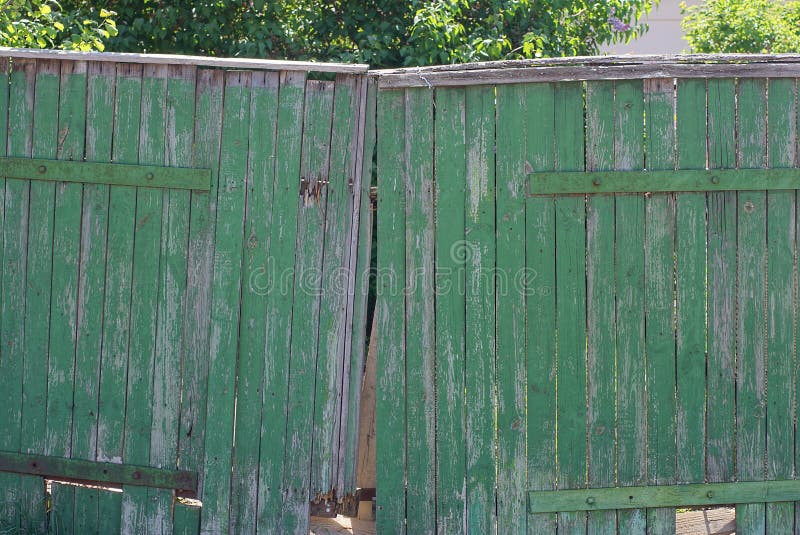 532 Broken Garden Gate Stock Photos - Free & Royalty-Free Stock Photos ...