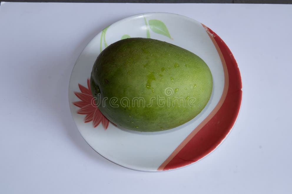 Green and Organic Mango Fruit in Plate Stock Image - Image of dairy ...