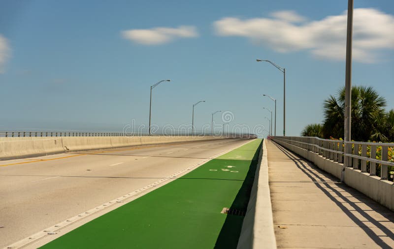 Green Painted Bike Lane on the Bridge Stock Image - Image of exposure ...