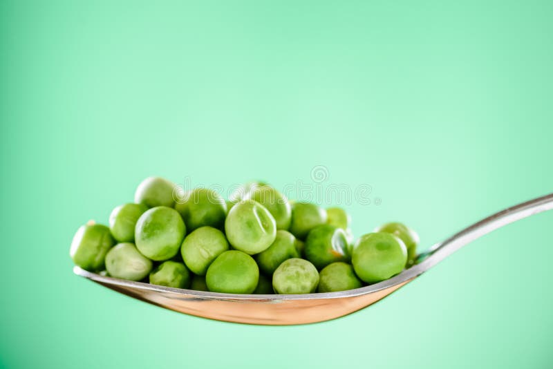 Peas in spoon stock image. Image of spoon, legume, vegetable - 8453685