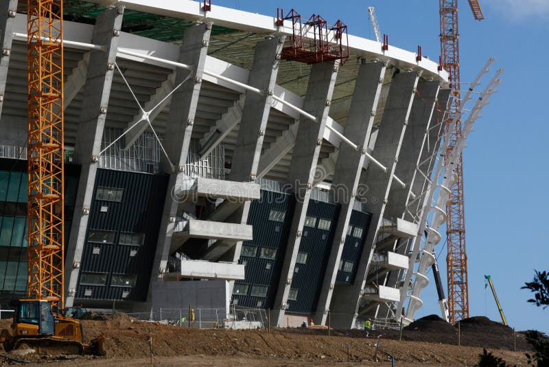 Green Point Stadium Construction Editorial Photo - Image of green ...