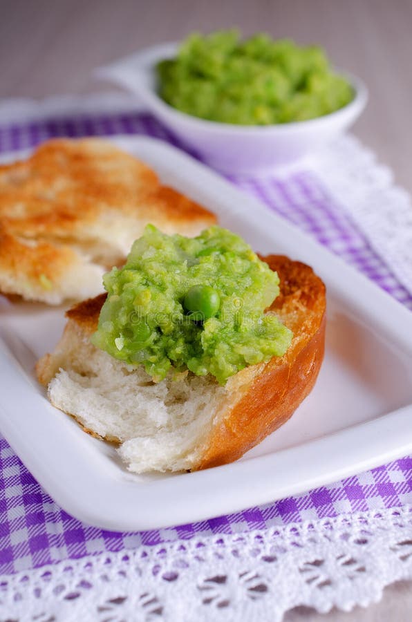 Green puree stock photo. Image of ingredient, food, peas - 42001642