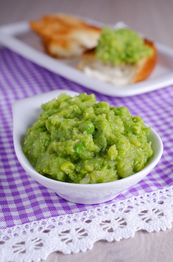 Green puree stock image. Image of peas, cooked, healthy - 42027705