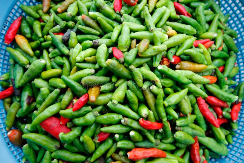 Guinea Pepper Grains In Wooden Bowl And Spoon, Isolated On White ...