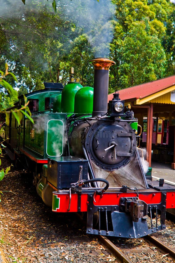 Green steam engine stock photo. Image of train, smoke - 25057202