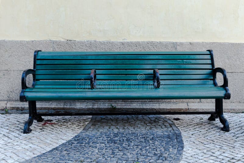 Green Street Bench on Sidewalk Stock Image - Image of sidewalk, resting ...