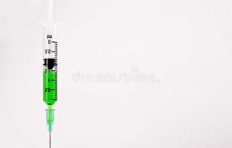 Green Syringe Stock Images - Download 4,980 Royalty Free Photos