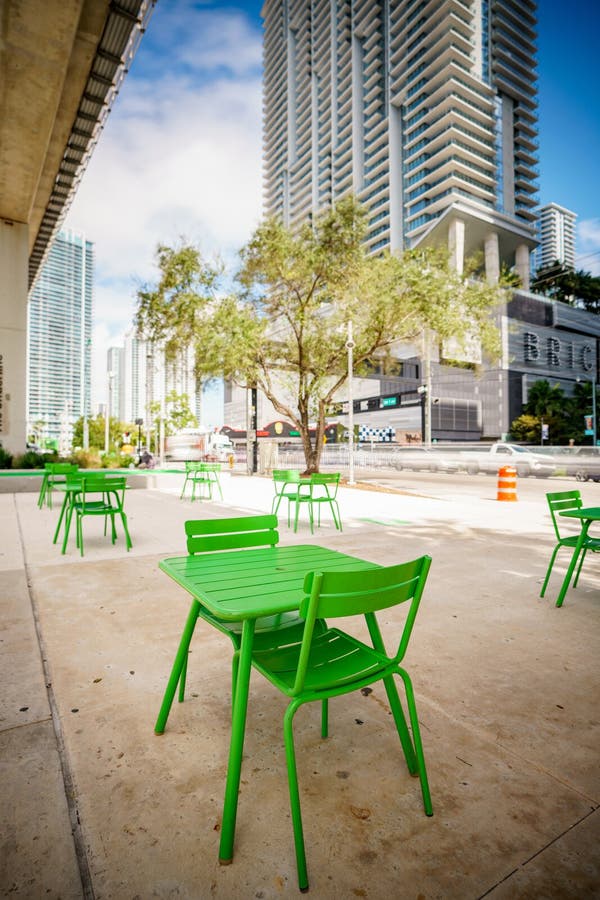 Green Tables Miami Brickell Underline. Downtown City Park Space Stock ...
