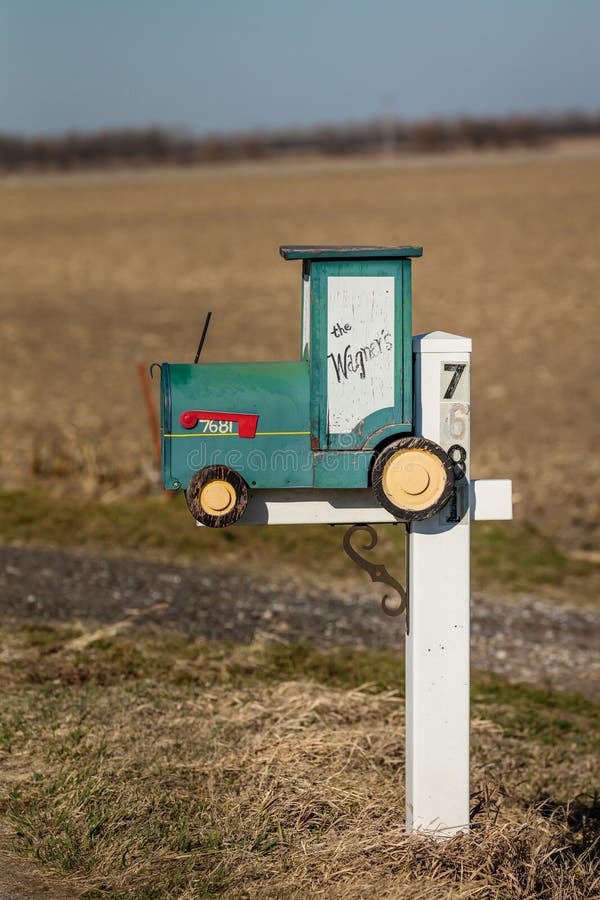 Green Tractor Mailbox for editorial photo. Image of outdoors - 91997866