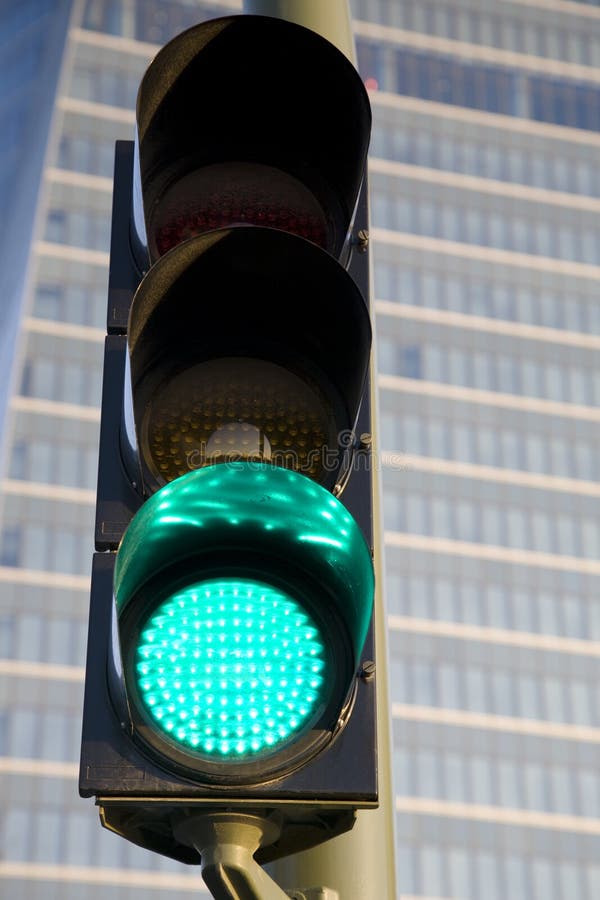 A Green Traffic Light Sign That Says People Can Walk Or Pedestrian ...