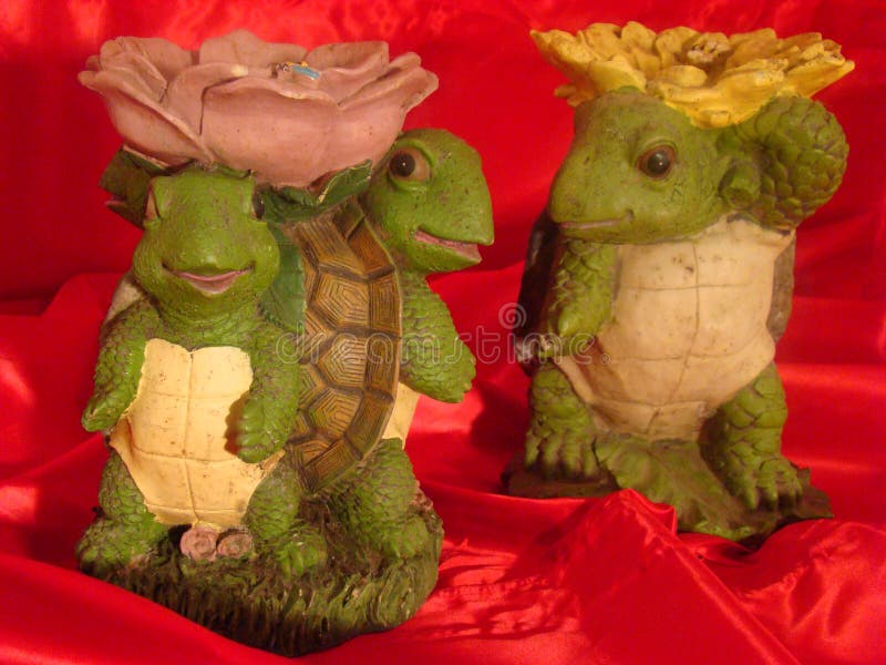 TWO TURTLE STATUES at PRECIOUS MOMENTS in the PHILIPPINES Stock Image ...