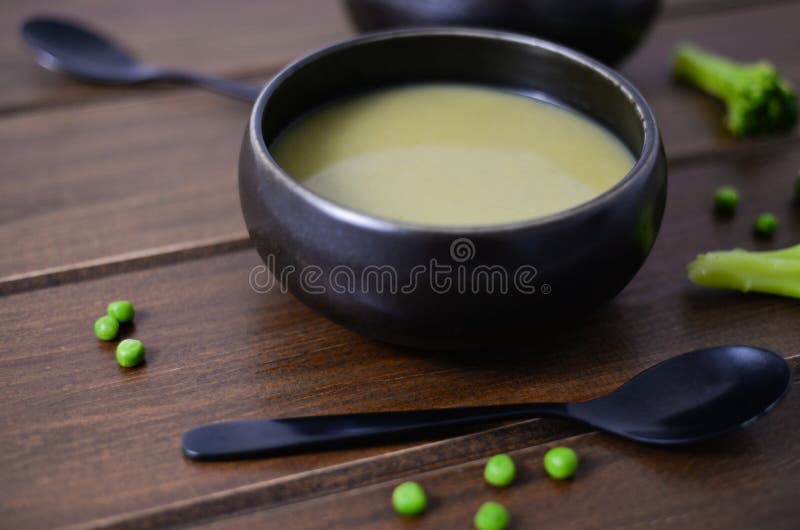 Green vegetables pure soup stock image. Image of ingredient - 135270639