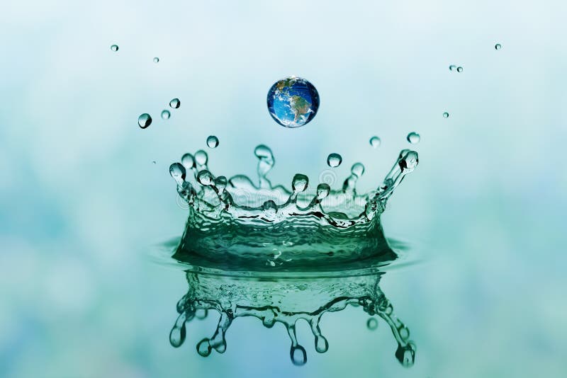 Green Water Splash in Crown Shape and Falling Drop with Earth Im Stock ...