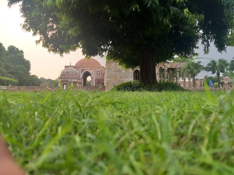 Greenery Ancient Temple Tour Newdelhi India Editorial Image - Image of ...