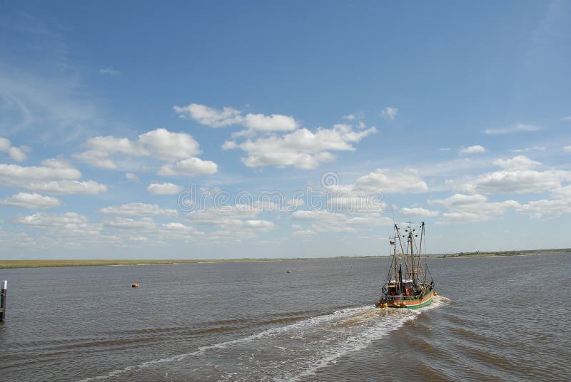 Greetsiel and the Krummhoern Stock Image - Image of windmill, frisia ...