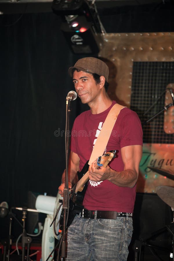 Greg Howe - guitarist editorial photo. Image of tour - 19514201