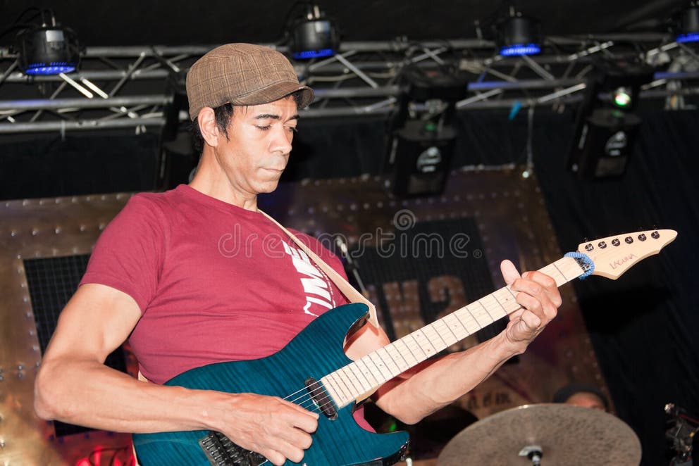 Greg Howe - guitarist editorial stock image. Image of hamm - 19514374