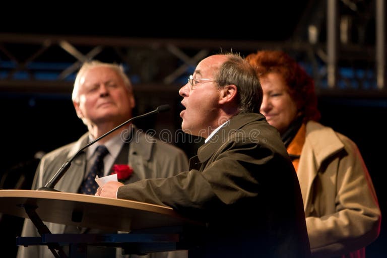 Gregor Gysi speaking editorial stock image. Image of gysi - 8559644