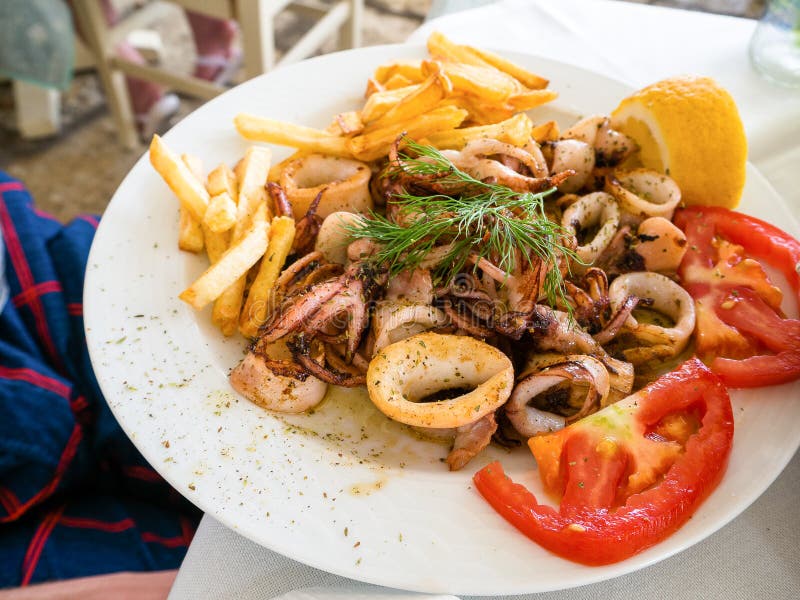 Sund grekisk mat fotografering för bildbyråer. Bild av meny - 56488421