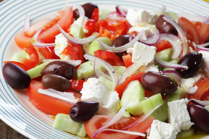 Grekisk sallad arkivfoto. Bild av grek, rött, vitt, olivgrön - 11365676