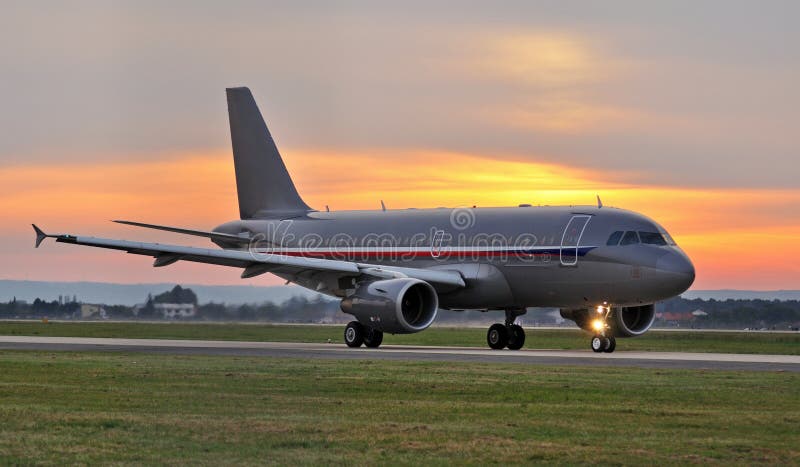 458 Large Grey Plane Stock Photos - Free & Royalty-Free Stock Photos ...